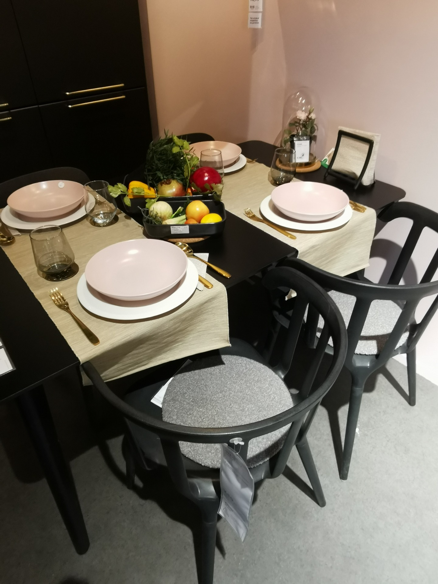 12 Tables Setting from IKEA