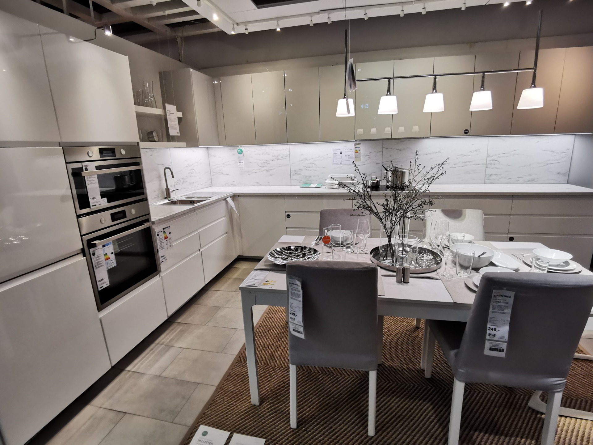 12 Tables Setting from IKEA