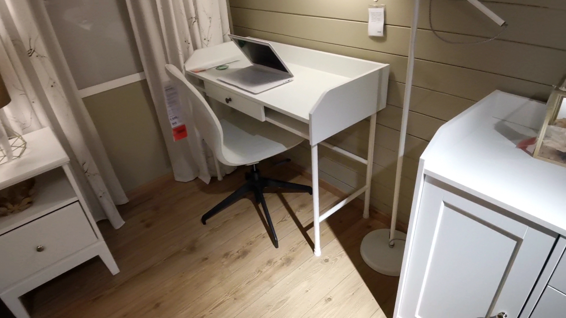 Maximize Your Space with Hauga Series Furniture