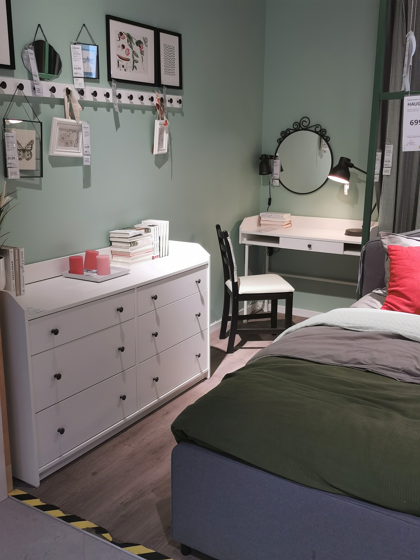 Dressing Table Ideas from IKEA