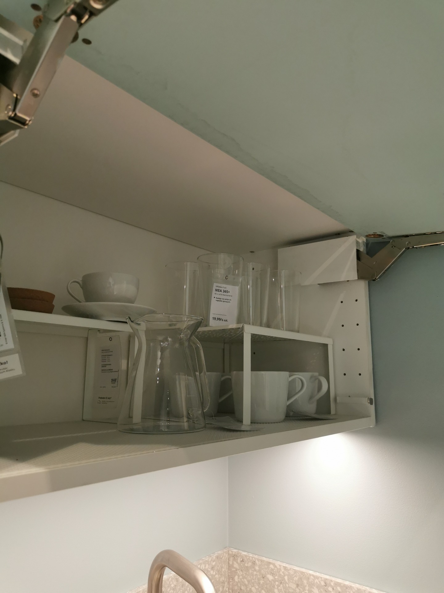 Designing a Sleek and Modern Kitchen with IKEA's Järsta