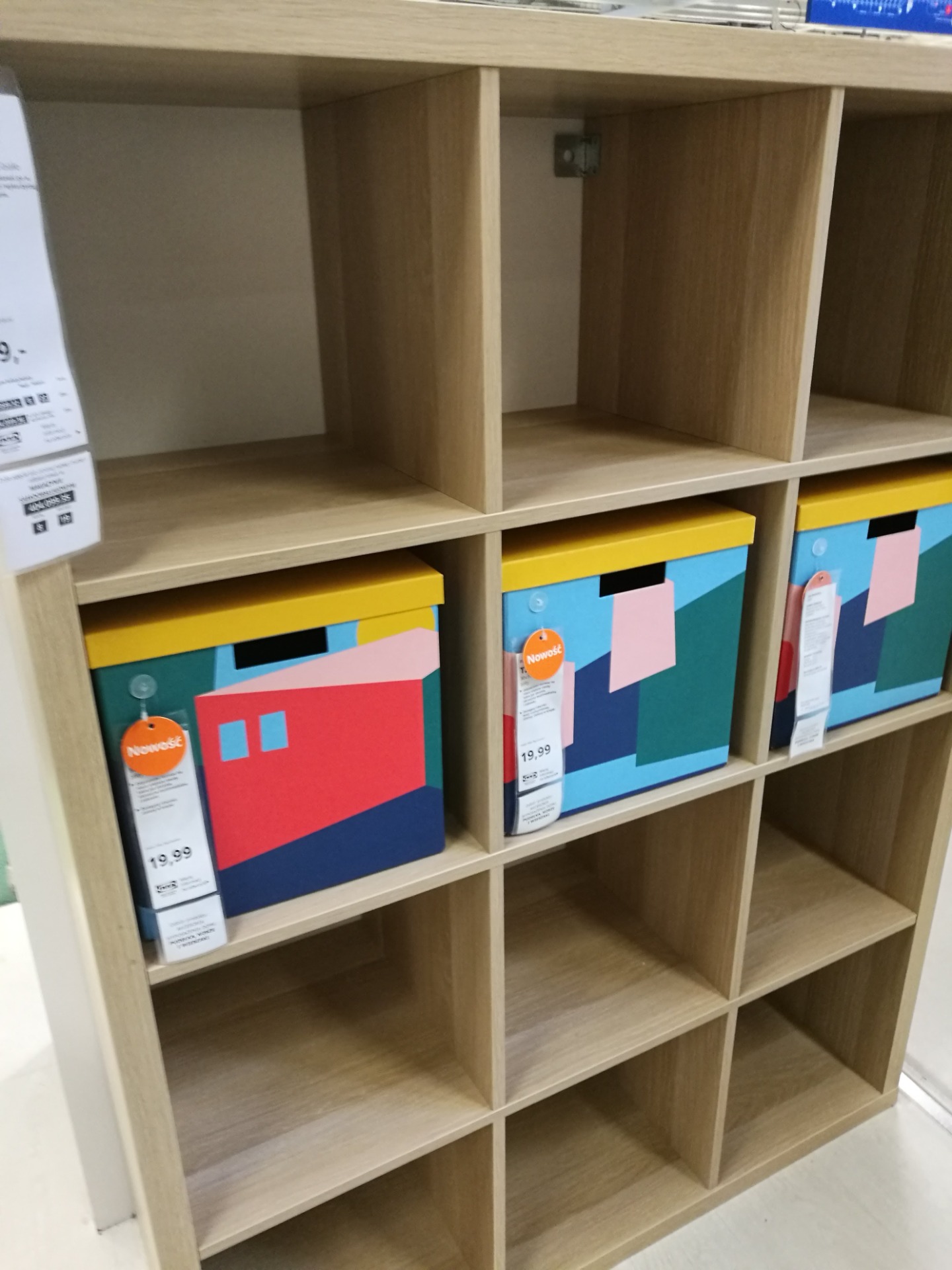 Designing a Versatile and Affordable Storage Solution with IKEA's KALLAX