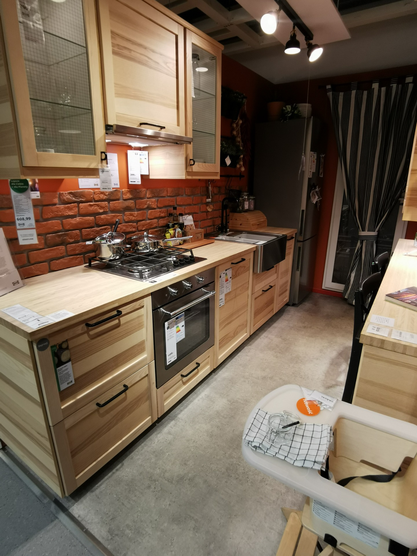 Creating a Cozy and Welcoming Kitchen with IKEA's Torhamn in Natural Ash