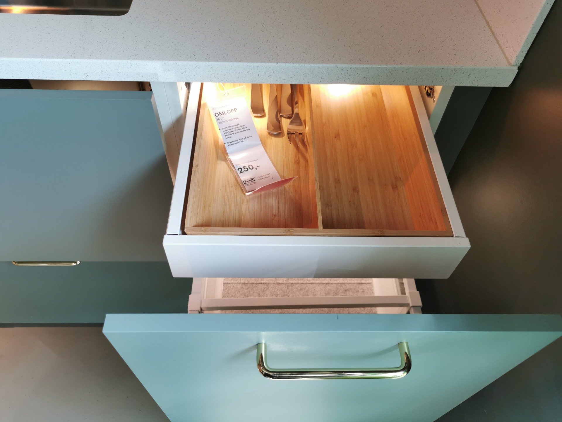 A Perfect Pairing: IKEA BODARP Kitchen and DOCKSTA Dining Table with ...