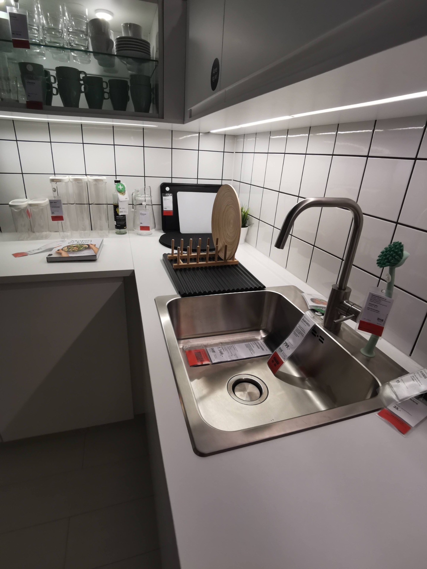 The Voxtorp Matt White Kitchen: A Timeless and Elegant Design from IKEA