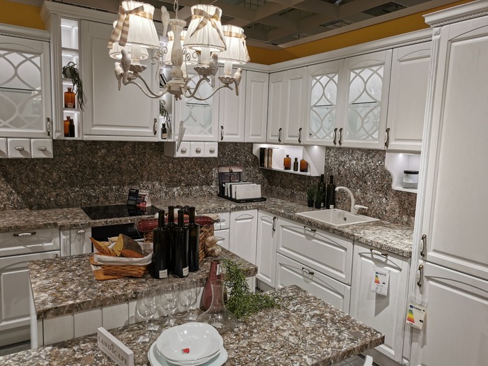 10 homes painted in Sherwin Williams Alabaster SW 7008