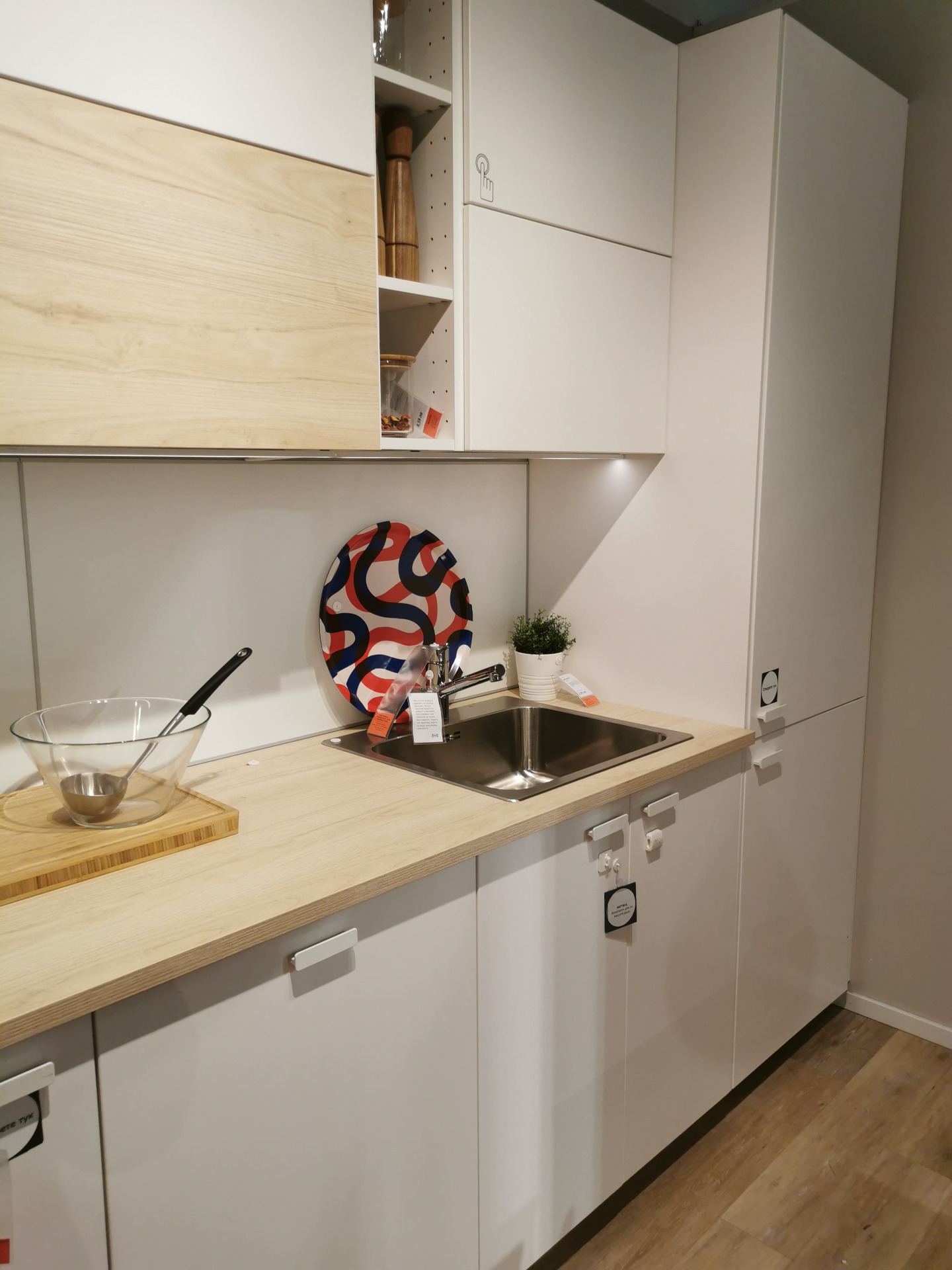 How IKEA Veddinge and Askersund Light Ash Can Transform Your Kitchen