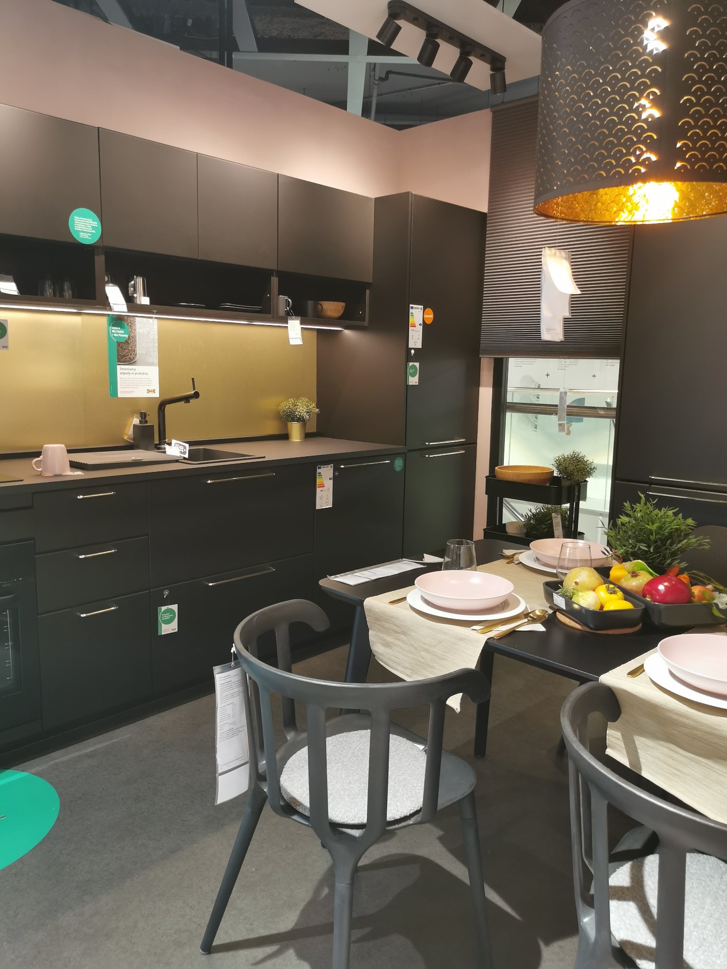 Create a Fresh Look with IKEA KUNGSBACKA Anthracite Kitchen