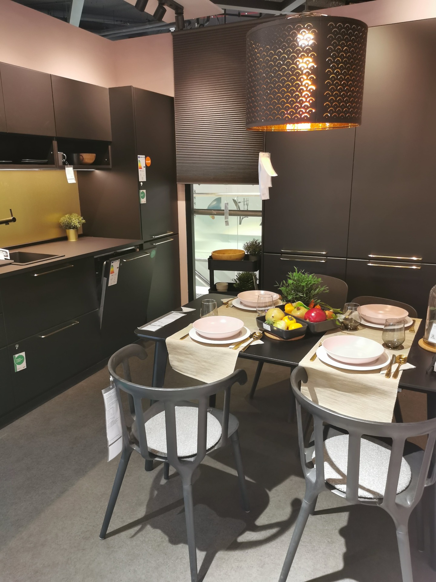 Create a Fresh Look with IKEA KUNGSBACKA Anthracite Kitchen