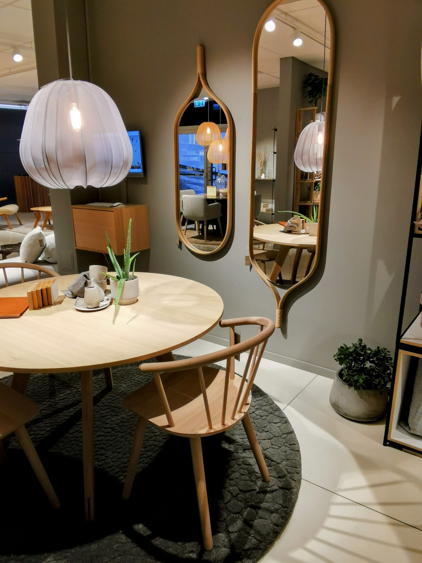 Add a touch of personality to your home with the Bolia Balloon Lamp