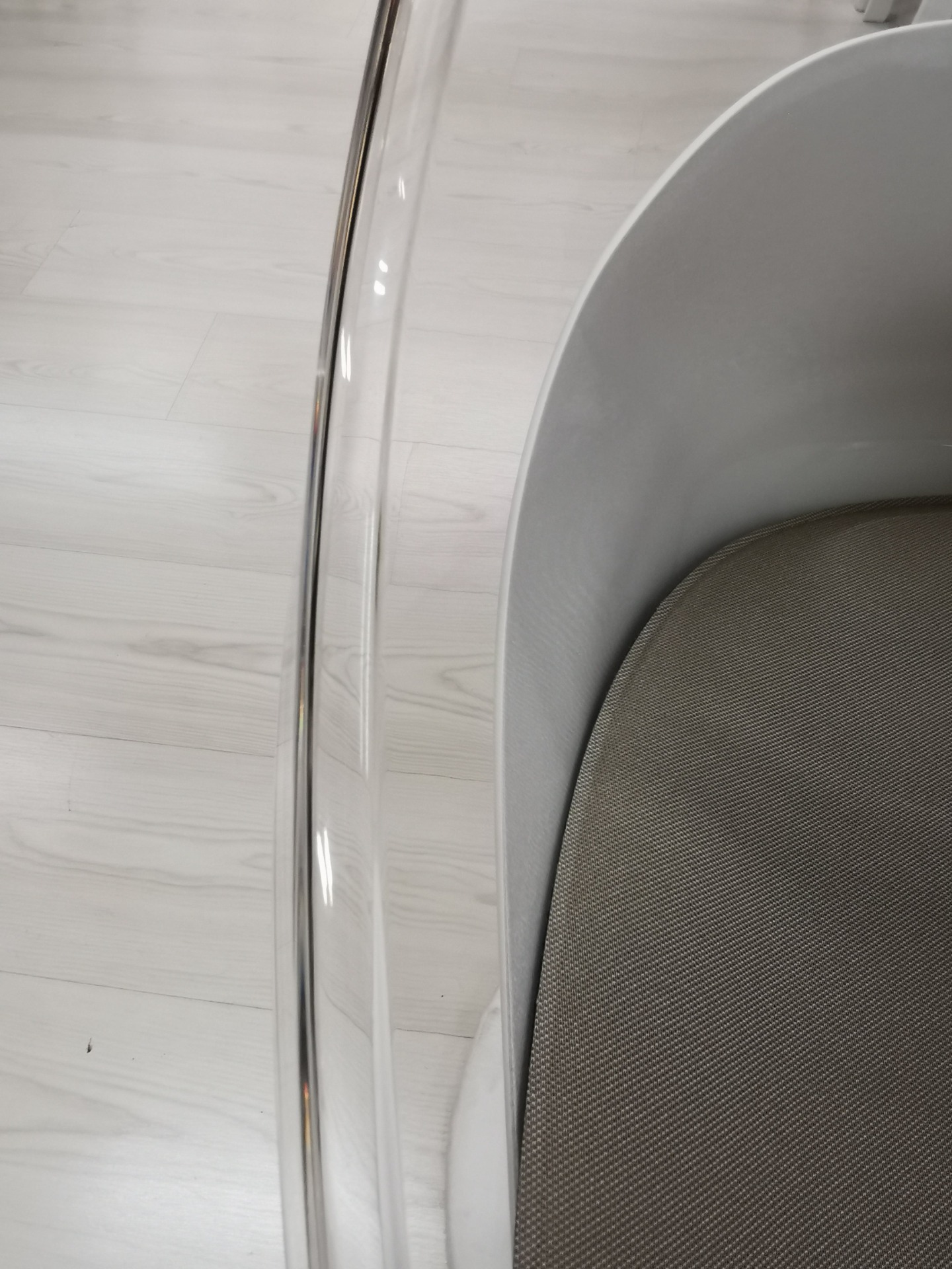 Functional and Modern: The BALTSAR Swivel Chair from IKEA