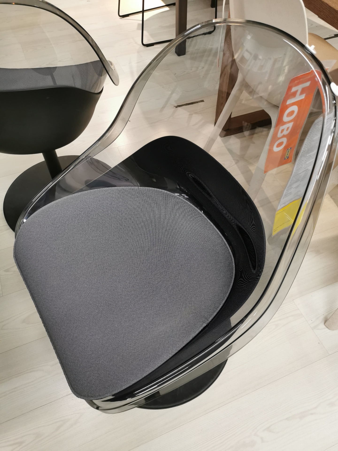 Functional and Modern: The BALTSAR Swivel Chair from IKEA