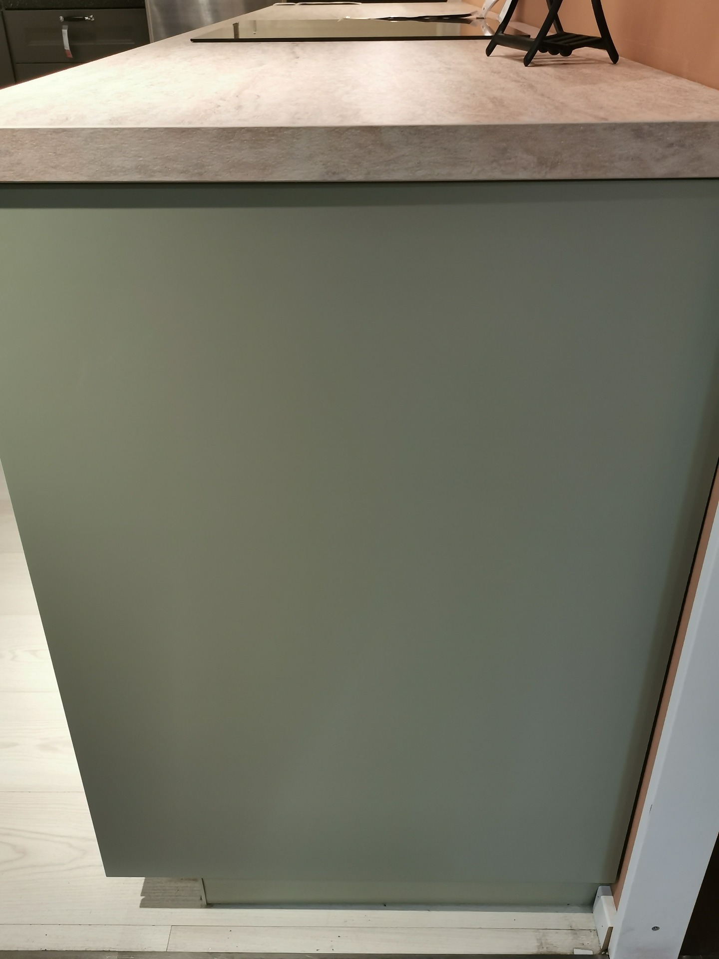 Fresh & Modern: IKEA's STENSUND Light Green Kitchen Fronts