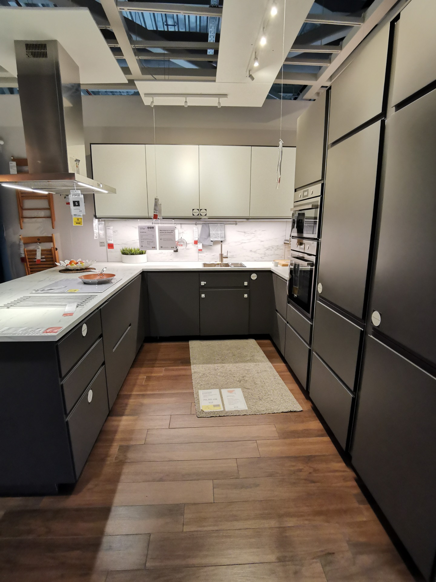 The Modern and Sleek Design of VOXTORP Kitchen